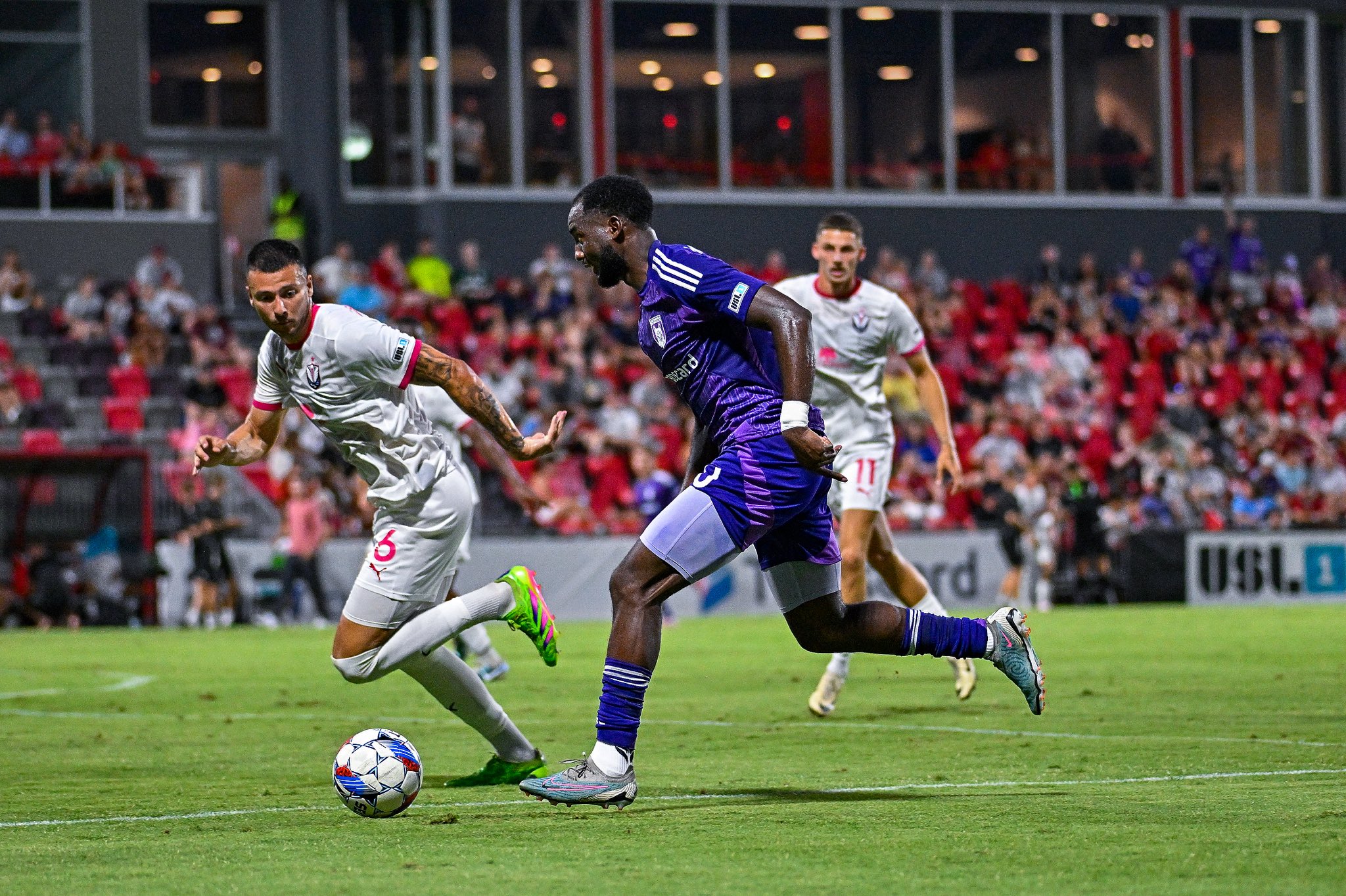 Just Be Yourself: Mayele Malango’s Journey to Chattanooga